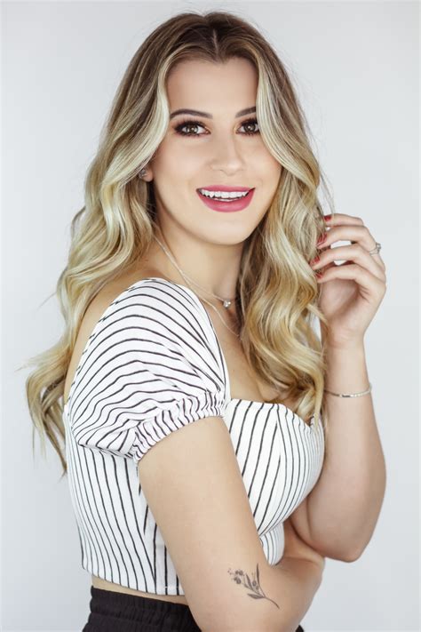 Quem é a Niina Niina Secrets
