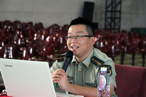 我校举行2017级新生地震、自然灾害和消防综合应急疏散演练 江西服装学院招生信息网