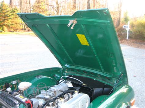 TRIUMPH TR6 Rare Overdrive Hardtop