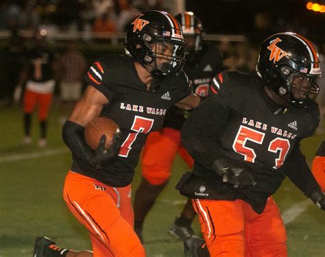 Highlanders Continue Magical Ride In State Football