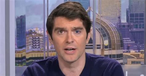 Fox Reporter Makes Emotional Return To Tv Nearly A Year After Horrific