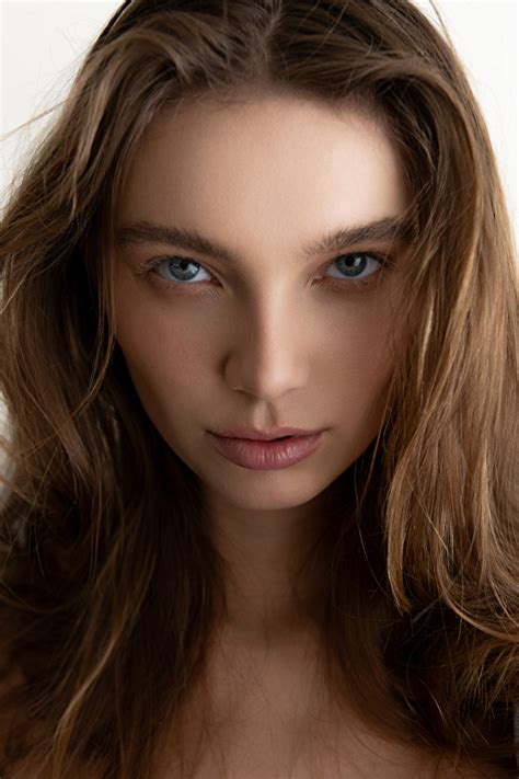 Aubrey White Day Select Chicago Select Model Management