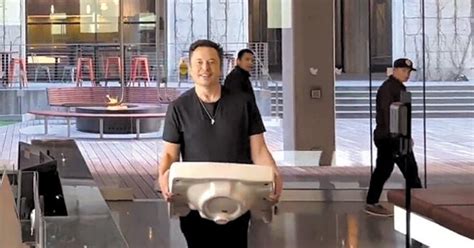 ‘아들 성전환에 충격받고 트위터 사버린 머스크