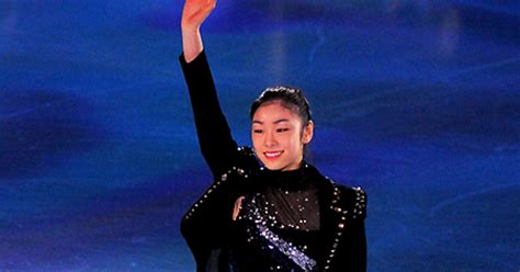 Md포토 김연아 재킷 걸친 갈라 의상