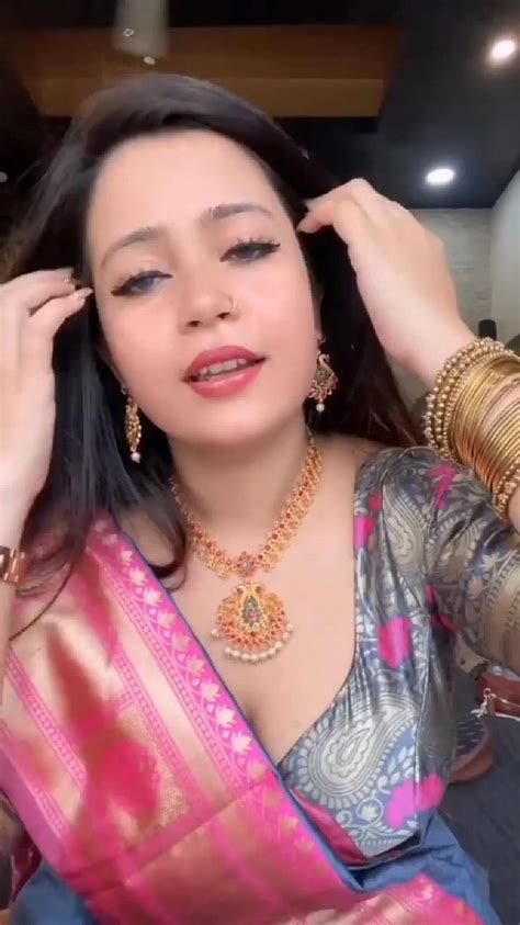 💥💥💥 Busty Girl Fashion Beautiful Girl Indian Beauty Girl