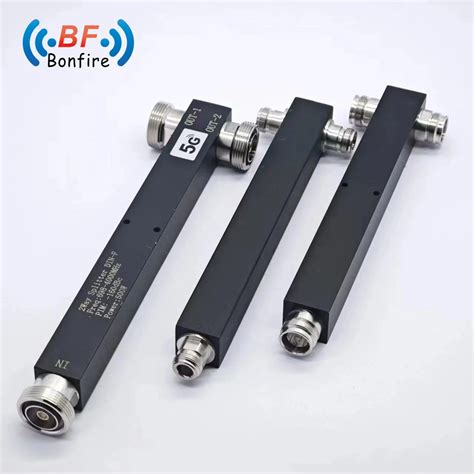 GSM UHF Power Divider 617 4000MHz 2 Way Signal Power Splitter SMA