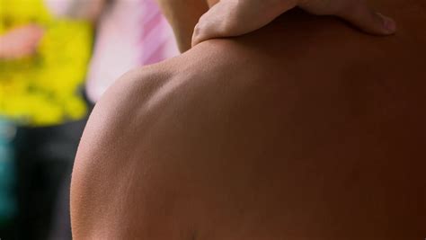 AusCAPS Matt Wilson Shirtless In Neighbours Episode