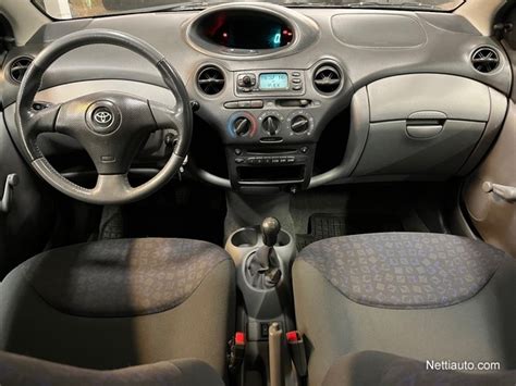 Toyota Yaris 1 3 VVT I 3d Linea Sol Onko Ajoneuvosi Ongelma Lue