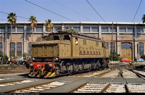 E626220 Fs Italian State Railways Fs E626 Class At Napoli Italy By