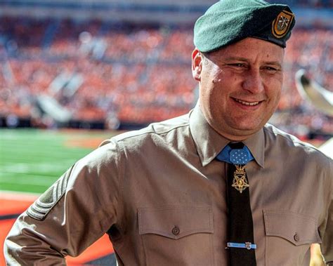 Medal Of Honor Recipient Earl Plumlee Returns Home