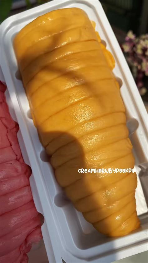 ขนมก้นหอยในตำนาน 🐚💖 รับตัวแทนจำหน่าย ขนมทำสดใหม่วันต่อวัน ขนมปังแช่เย็น