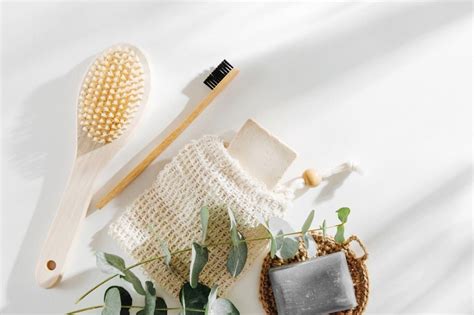 LACALUT® Black & White pentru gingii sanatoase si dinti de un alb ...