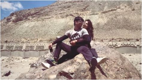 On Sushant Singh Rajputs Death Anniversary Rhea Chakraborty Remembers