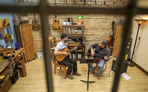 Artist Spaces Duluth Musician Swaps Gigs For Lesson And Repair