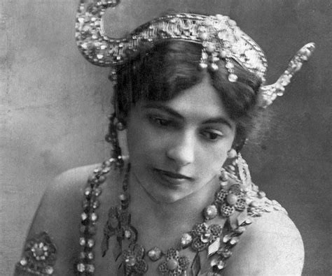 Suite De Ideias Mata Hari Uncovered Julie Wheelwright