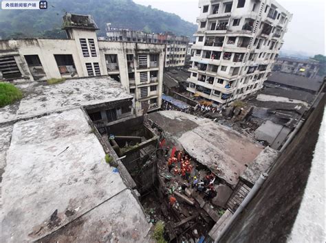 印度西部一建筑倒塌 至少10人遇难新浪新闻