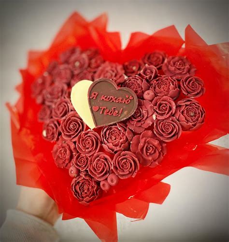 Букет із шоколадних квітів — ціна 400 грн у каталозі Подарунки Купити