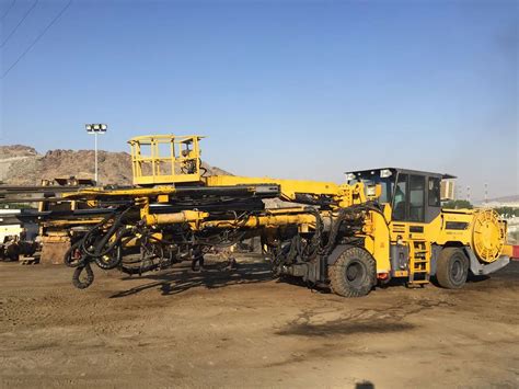Application Of Multi Arm Rock Drilling Trolley In Long Highway Tunnel