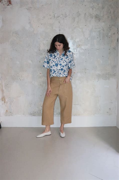 Caron Callahan April Shirt Blue Floating Floral Linen Rendez Vous