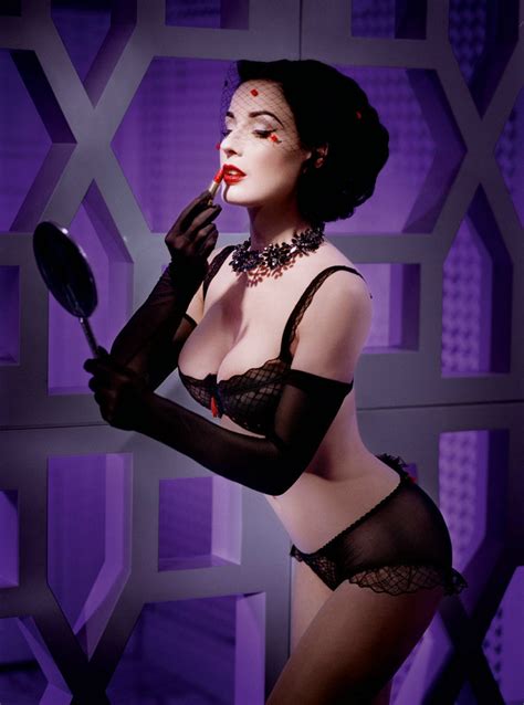 脱衣舞娘蒂塔 万提斯 Dita Von Teese艺术探讨 武当休闲山庄 稳定和谐人性化的中文社区