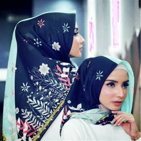 Jual 1 Kg 12 Pcs Jilbab Scraft Motif Shopee Indonesia