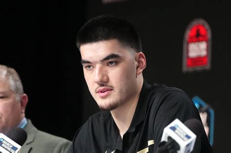 Zach Edey Makes A Decision About His Future Hammer And Rails