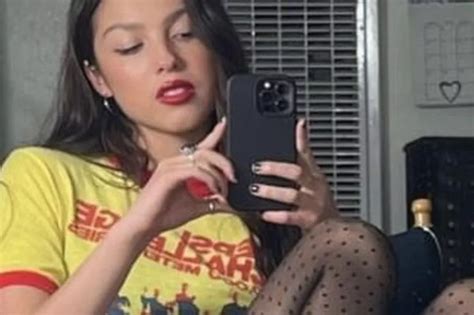 Celebs Go Wild For Messy Fashion Trend But You Must Be Careful When