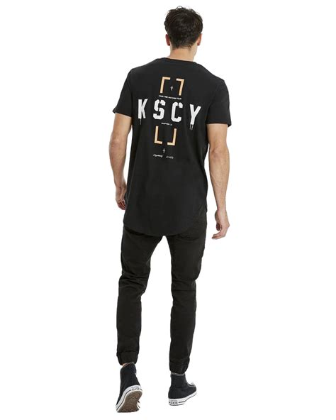 Kiss Chacey Kscy Bayshore Dual Curved Tee Jet Black 88 Jeans