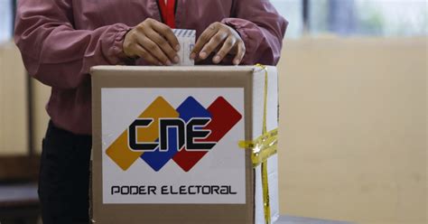 Tarjetón Par Las Elecciones Presidenciales En Venezuela