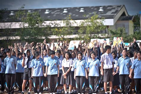 บรรยากาศซ้อมใหญ่พิธีถวายความอาลั โรงเรียนประโคนชัยพิทยาคม