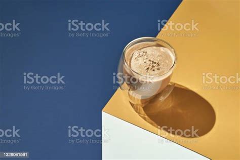 할바 개념 트렌드 터키 음식 달콤한 빵집 쿠키 맛있는 디저트 라떼에 대한 스톡 사진 및 기타 이미지 라떼 카푸치노
