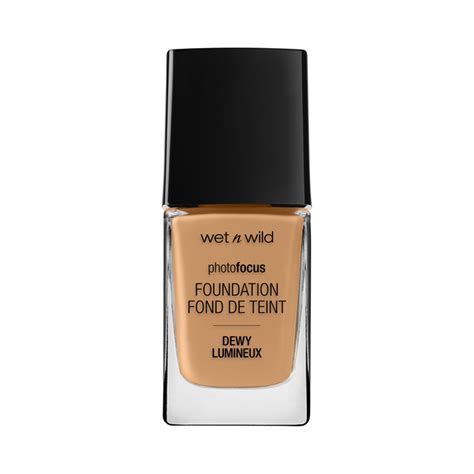 Wet 'n' Wild Photo Focus Dewy Foundation • Foundation Review & Swatches