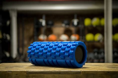 Foam Rollers How To Use Benefits And Best Exercises BarBend