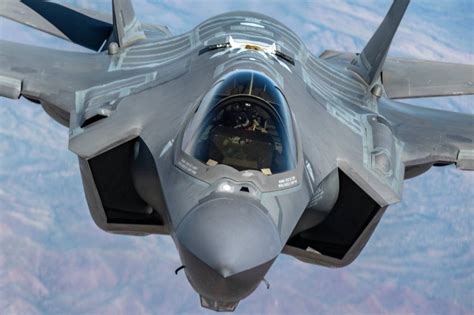 Us Navy Awards Lockheed Martin Usd 34 Billion Contract For F 35