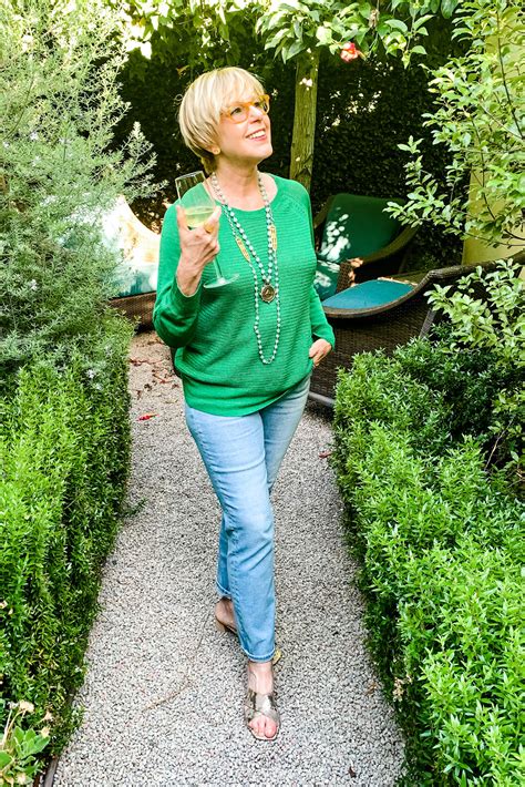 An Elegant Woman On Over 50 Feeling 40 Over 50 Feeling 40