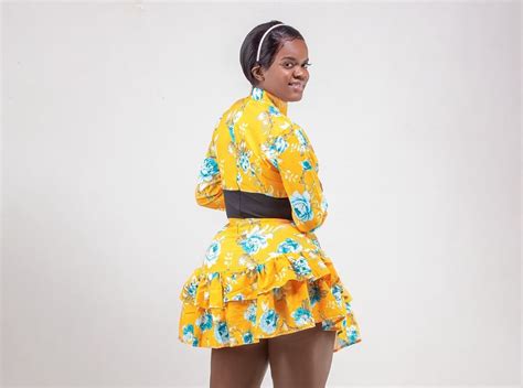 Poca Py Responde A Polêmica «para Mim O Homem Tem Que Ter Dos 37 Para Cima Xaa