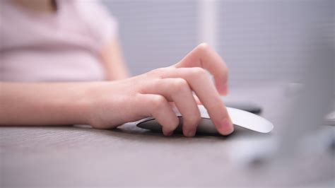 Caucasian Girl Hand On Computer Mouse 24669840 Stock Video At Vecteezy