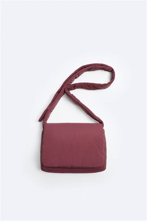 스페인샵 자라 나일론 플랩 크로스백 BURGUNDY RED