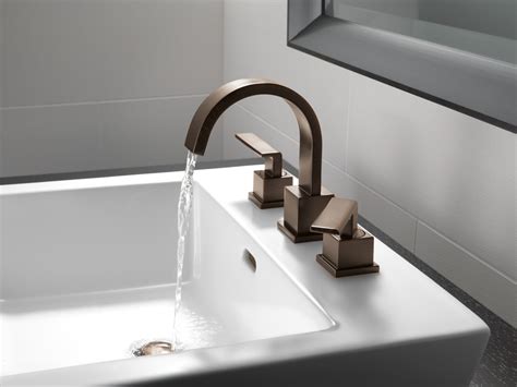 Widespread Bathroom Faucet 2l Recertified In Venetian Bronze 3553lf