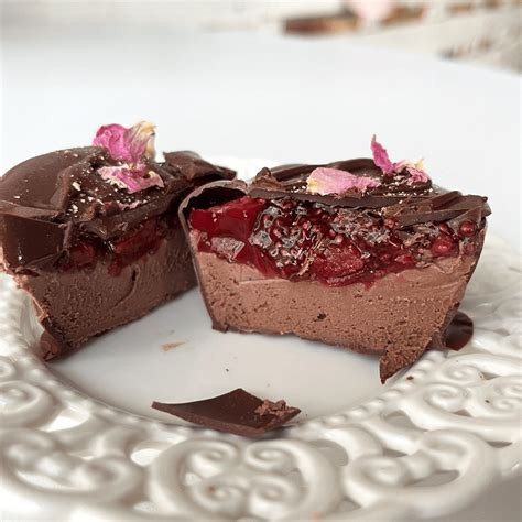 Шоколадови мъфини с вишни гр Пловдив Just Cakes