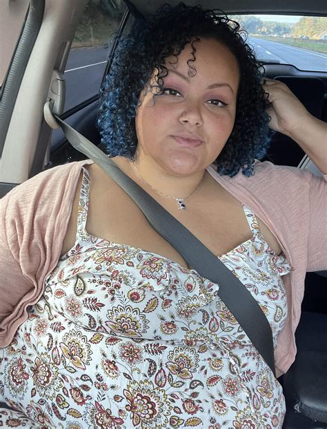 I Love Taking Selfies Female Members Curvage