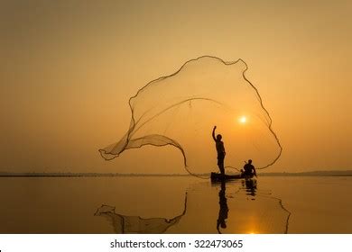 Throwing Fishing Net Images Stock Photos D Objects Vectors Shutterstock