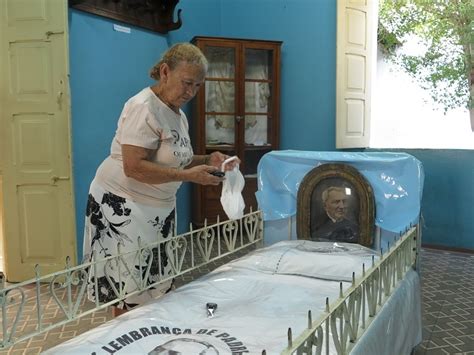 Estátua De Padre Cícero Completa 50 Anos Conheça O Roteiro Religioso