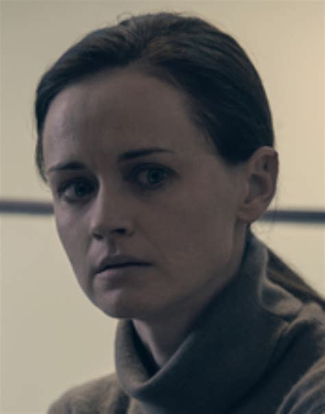 Emily Malek Lgbt Characters Wikia Fandom