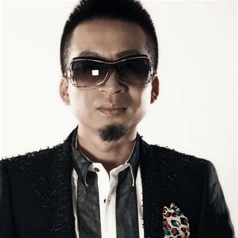 歌手老猫简介 原龙个人简介 歌手老猫 第8页 大山谷图库