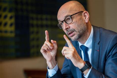Nouveau Premier ministre le Normand Thierry Beaudet invité surprise
