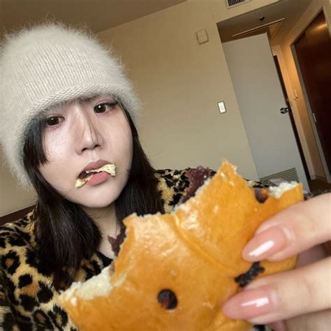 インスタとこれが連動する仕組みいまだに理解してないよなにも投稿していないつもりだったのに、鬼投稿してたはずい