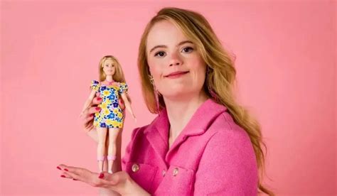 Mattel presentó la primera versión de la muñeca Barbie que representa a