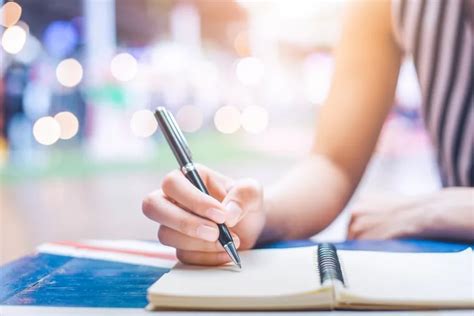 Dear Abby Man Makes Plans With Widow Neighbor While Wife Works