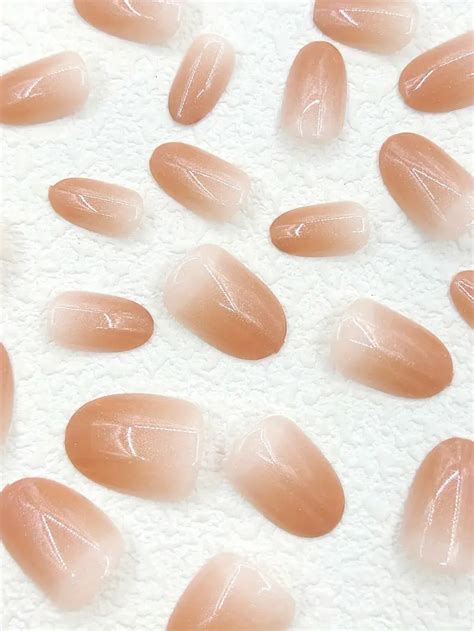 Glossy Short Oval Fake Nails Nude Gradient Press Nails Temu